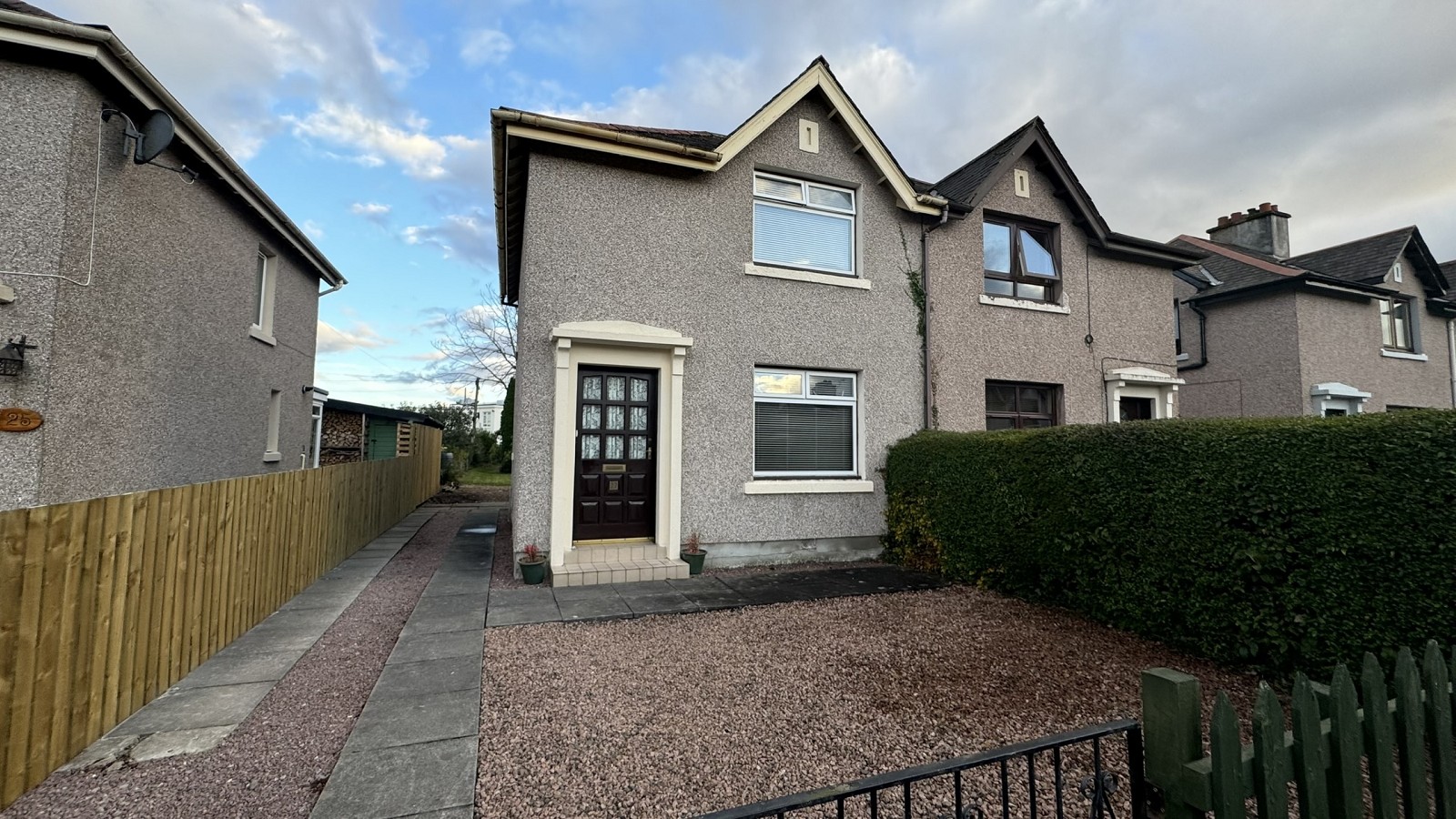 27 Dochfour Drive, Dalneigh, Inverness. IV3 5EB